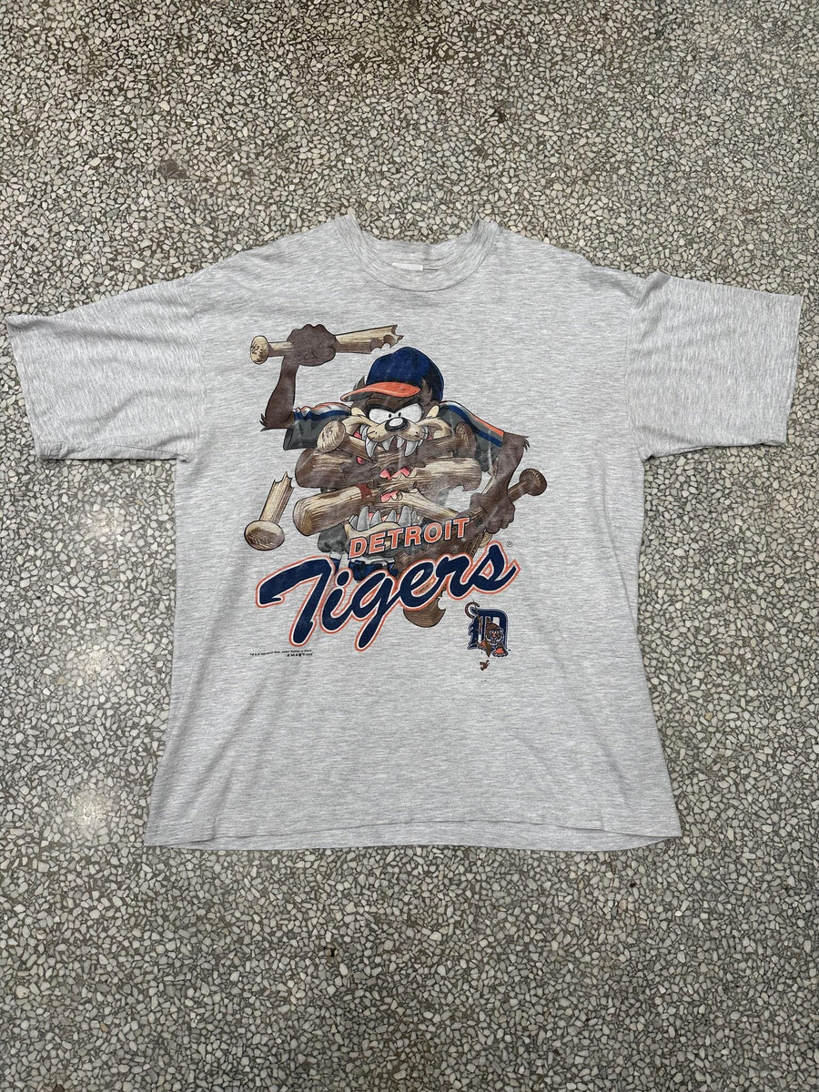 Detroit Tigers Vintage 1996 Taz Breaking Baseball Bats Faded Grey – ABC ...
